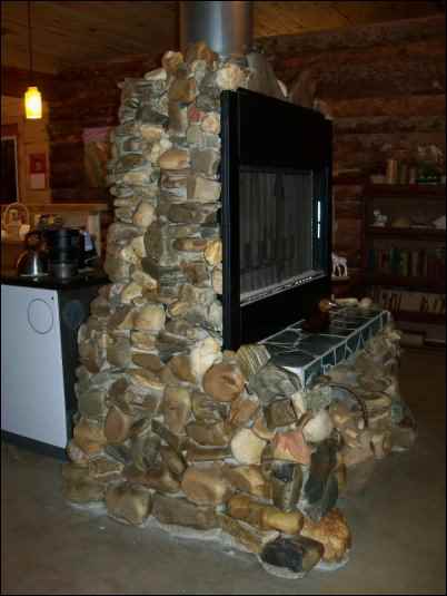 Building a Natural Stone Fireplace Surround - Homestead.org