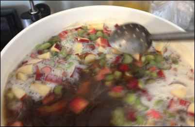 How to Make Mead: Learn to Ferment Honey for Sweet Results